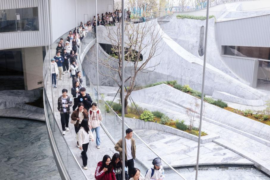 SBA Holds Outdoor Responsible Management Education Activity at LuxeIsland